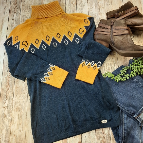 Timeout Brand | Sweaters | Timeout Turtleneck Fairisle Lightweight ...
